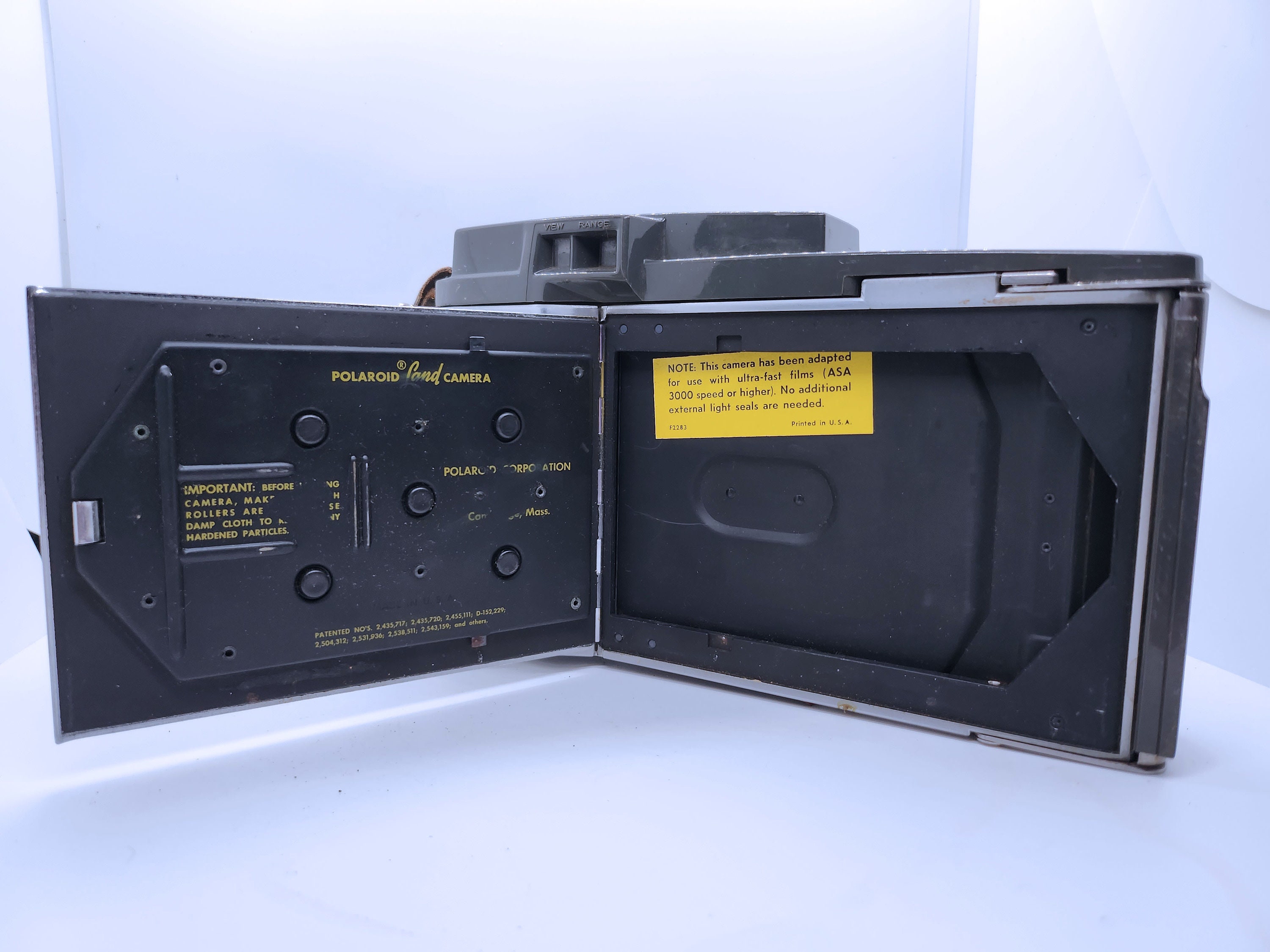 Vintage Polaroid Land Camera Model 150 Untested but Pristine Condition ...