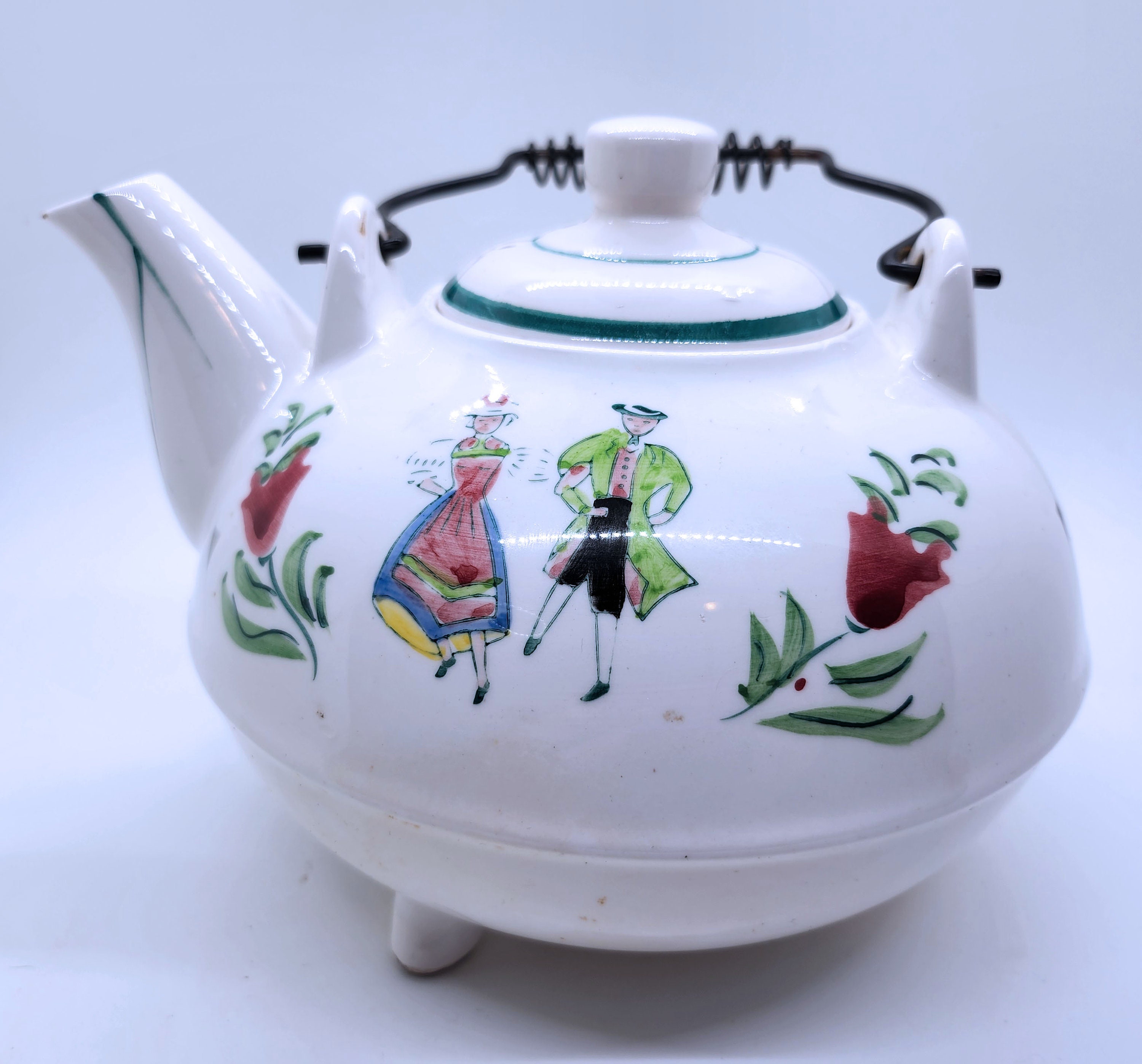 Vintage Romance: Embassy Quality Products Cream White Teapot With Young ...