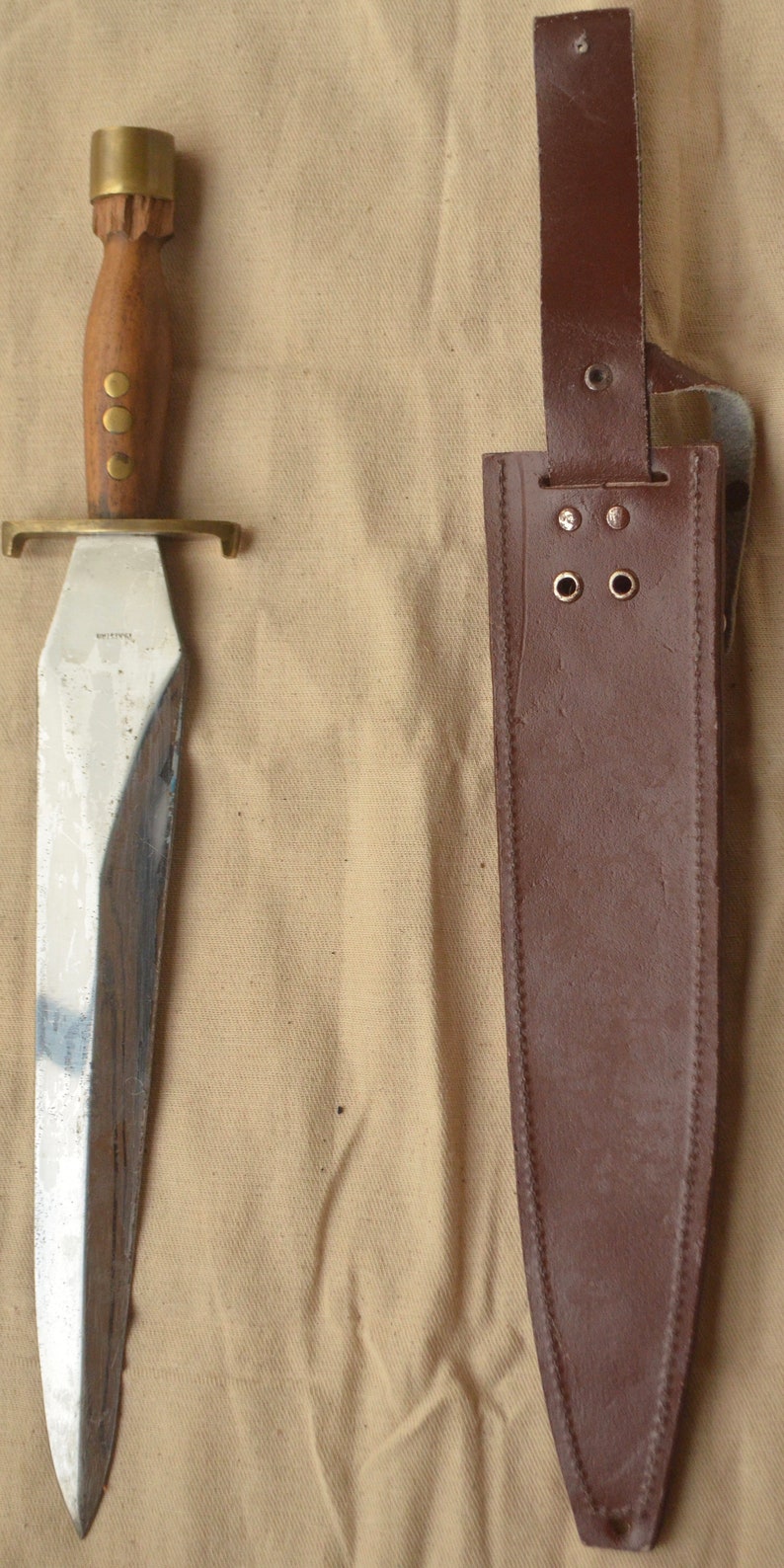 Nice Vintage Pakistan Short Sword Dagger Knife With Walnut Wooden ...