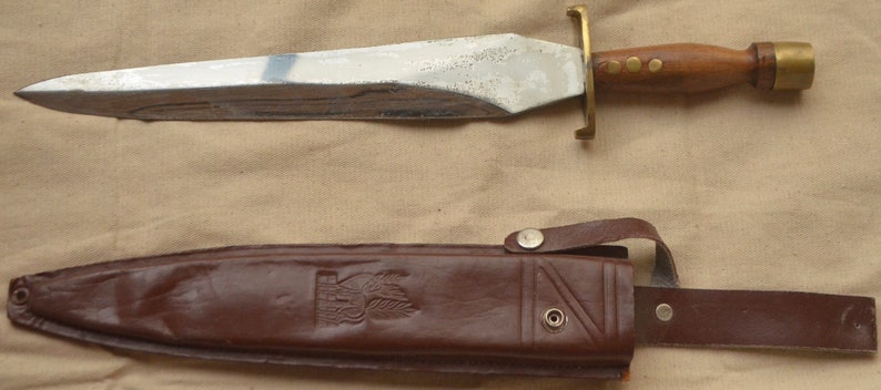 Nice Vintage Pakistan Short Sword Dagger Knife with Walnut | Etsy