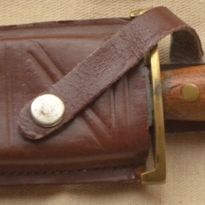 Nice Vintage Pakistan Short Sword Dagger Knife With Walnut Wooden ...