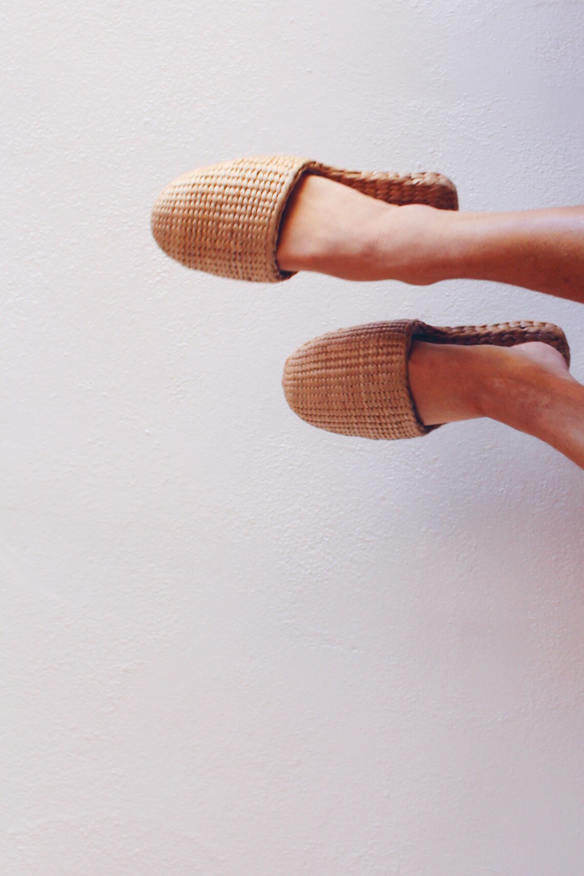 Vintage Raffia Straw Sandals / Slippers - Tropical Bohemian Style ...