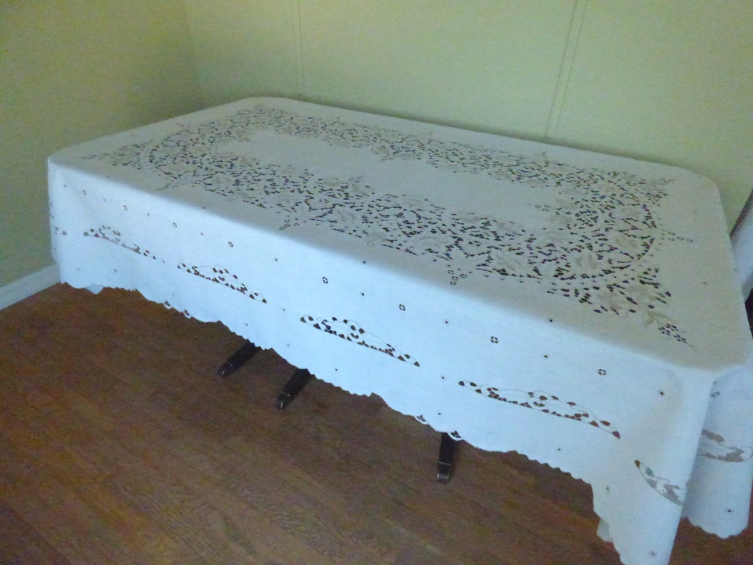 Superb 69 X 98 Vintage Cream Linen Tablecloth, Madeira Embroidery ...