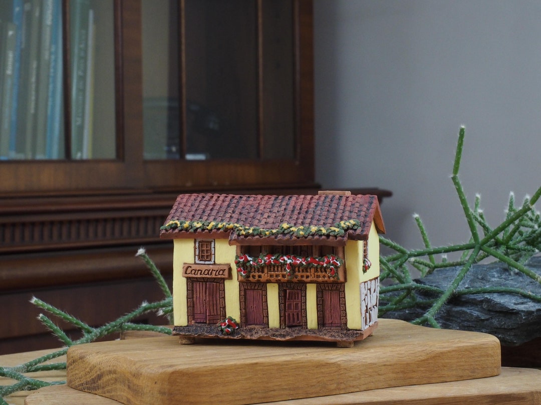 Midene Ceramic House Incense Cone Holder Incense Burner Collectible ...