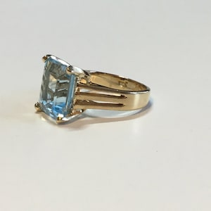 Large Vintage P14k 6ct Blue Topaz Ring Sz. 6 1/4 - Etsy