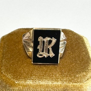 Letter R Signet Ring-vintage 10k Gold & Onyx Old English “R” Monogram ...