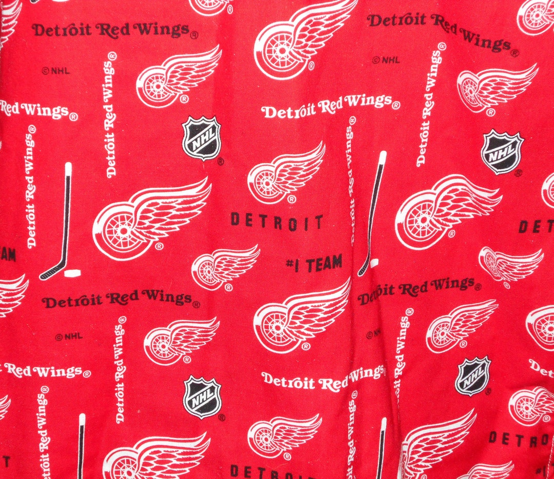 Detroit Red Wings Adult Bib/clothing Protector/dining Scarf - Etsy
