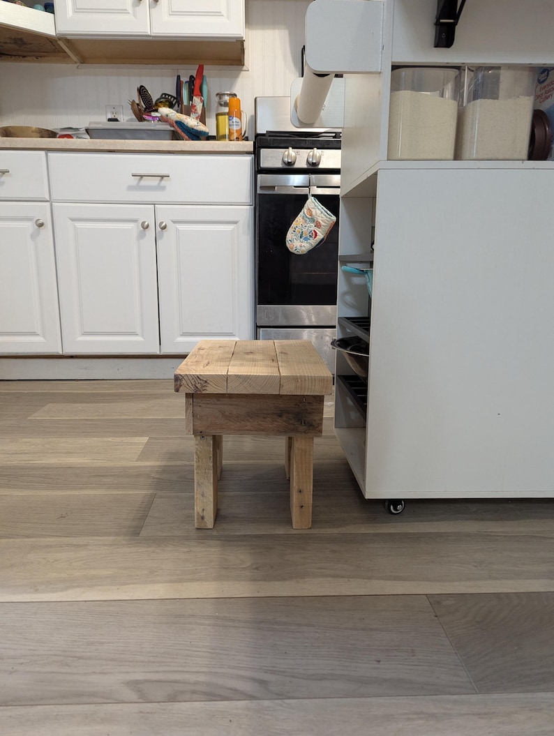 Adorable Reclaimed Wood Garden Stool/plant Stand - Etsy