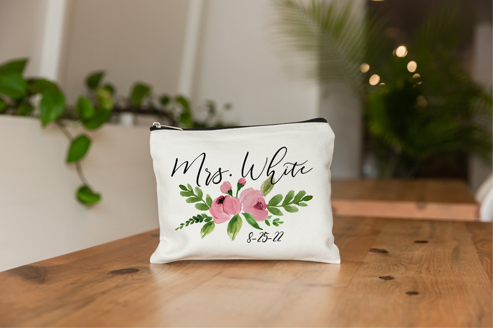 Bride Makeup Bag Bridal Gift Personalized Wedding Gift - Etsy