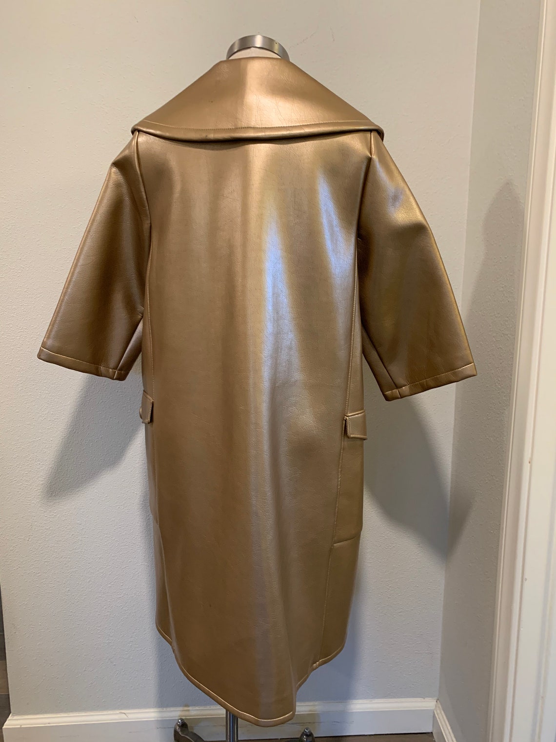 Vintage 1960's Mod Coat Gold Vinyl Overcoat Huge | Etsy Sweden