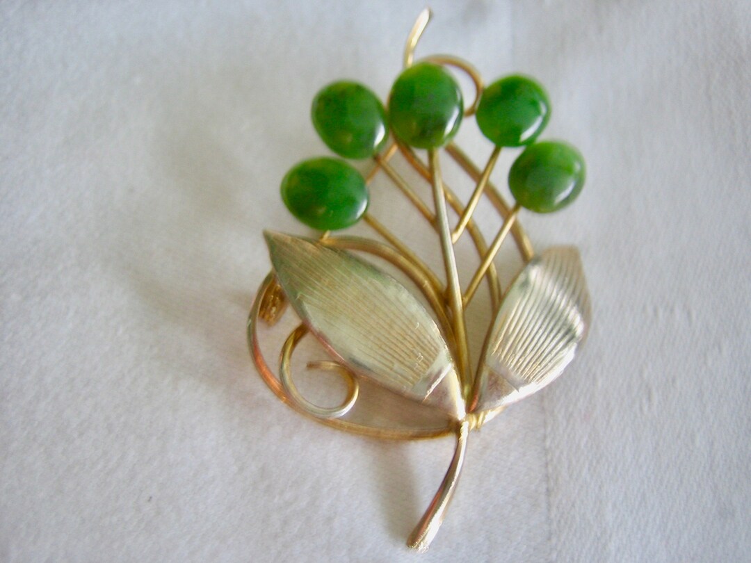 Vintage Jade Flower Brooch - Etsy