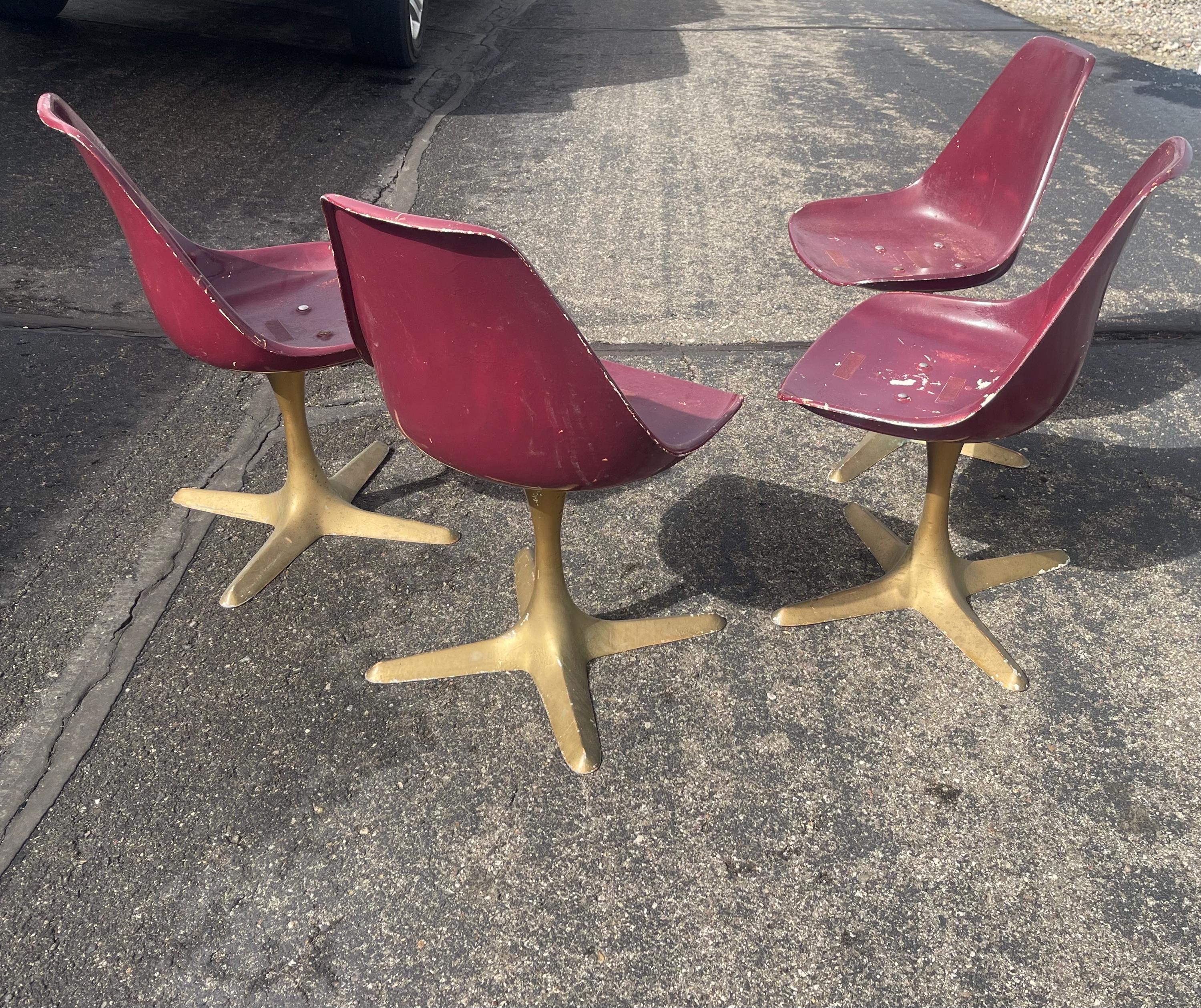4x Mid-century BURKE Fiberglass Shell Chairs & Table Tulip Sarrinen ...