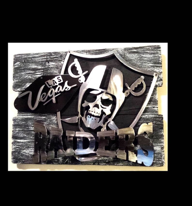 Las Vegas Raiders 3D Layered Metal Wall on a Reclaimed Wood Frame ...