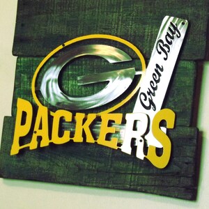 Green Bay Packers Multi-layered Metal Art on a Reclaimed Wood Frame - Etsy