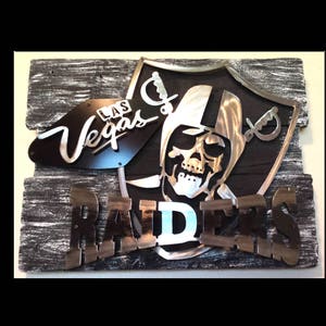 Las Vegas Raiders 3D Layered Metal Wall on a Reclaimed Wood Frame ...
