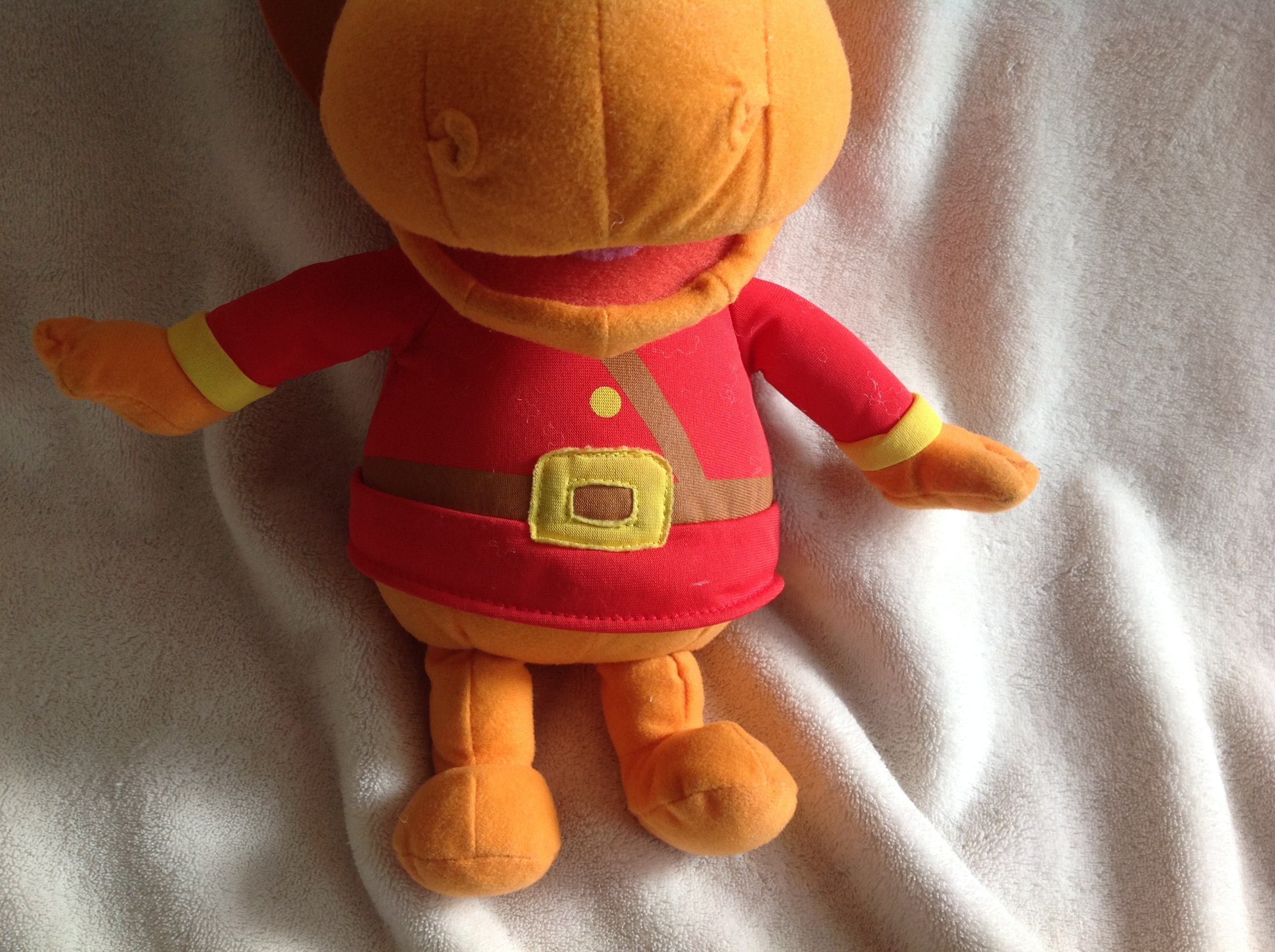 Mattel Fisher Price the Backyardigans Talking Singing Mountie Tyrone 14 ...