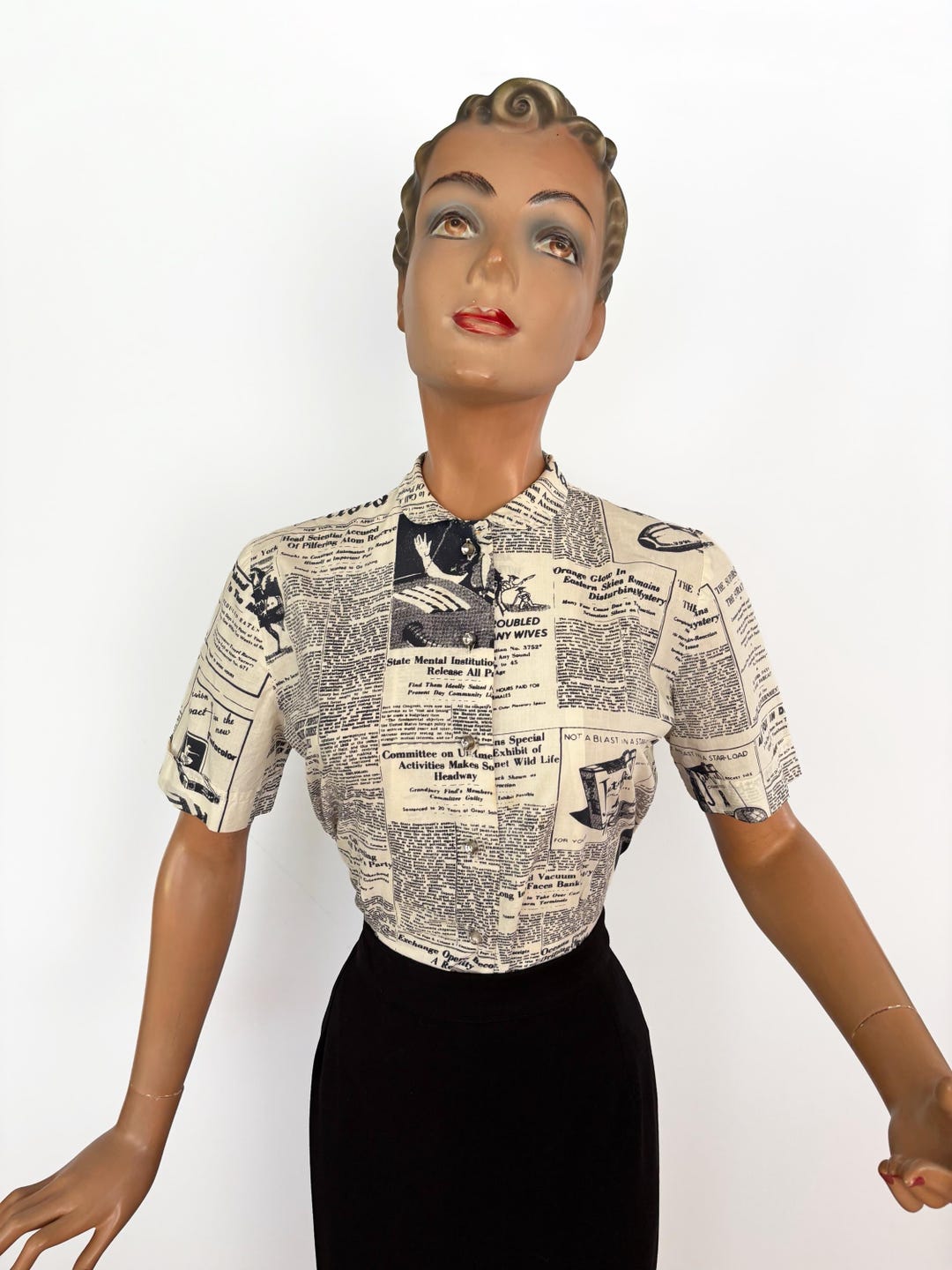 Rare 1950s Sci-fi Novelty Print Blouse – “strata Star” Faux Newspaper ...