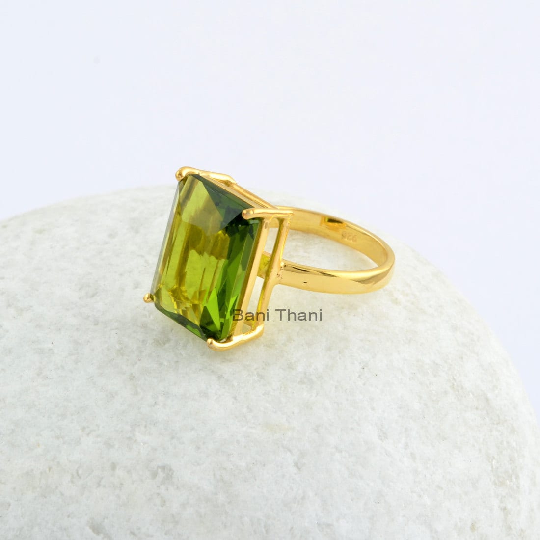 Beautiful Peridot Quartz Rectangle Gemstone Prong Set Ring - 925 ...