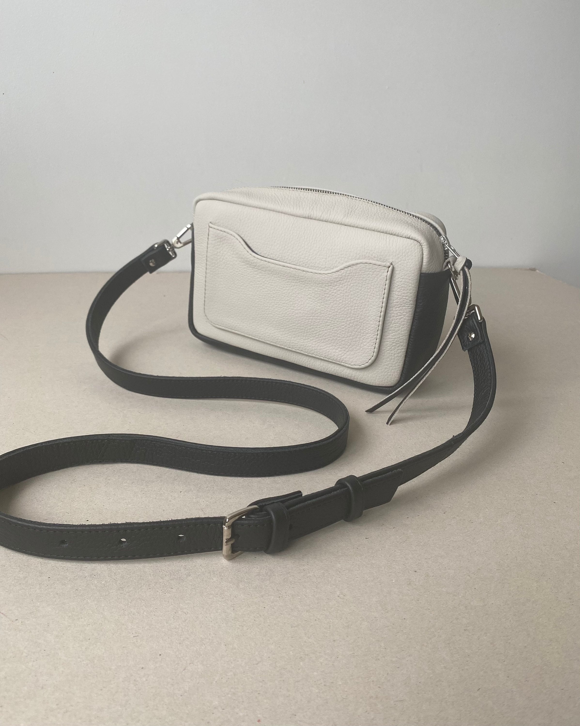 Light Grey Leather Crossbody Bag / Camera Bag/ Textured - Etsy UK