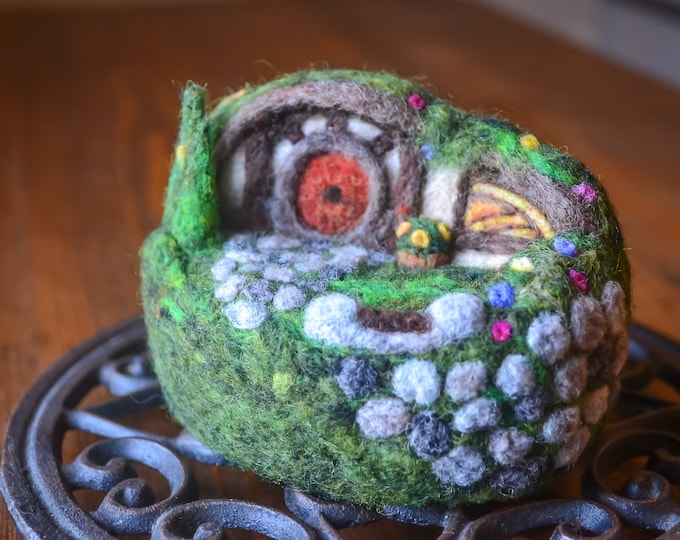Needle Felted Pincushion, Hobbit House, Hobbit Hole, Fairy House, Gnome ...