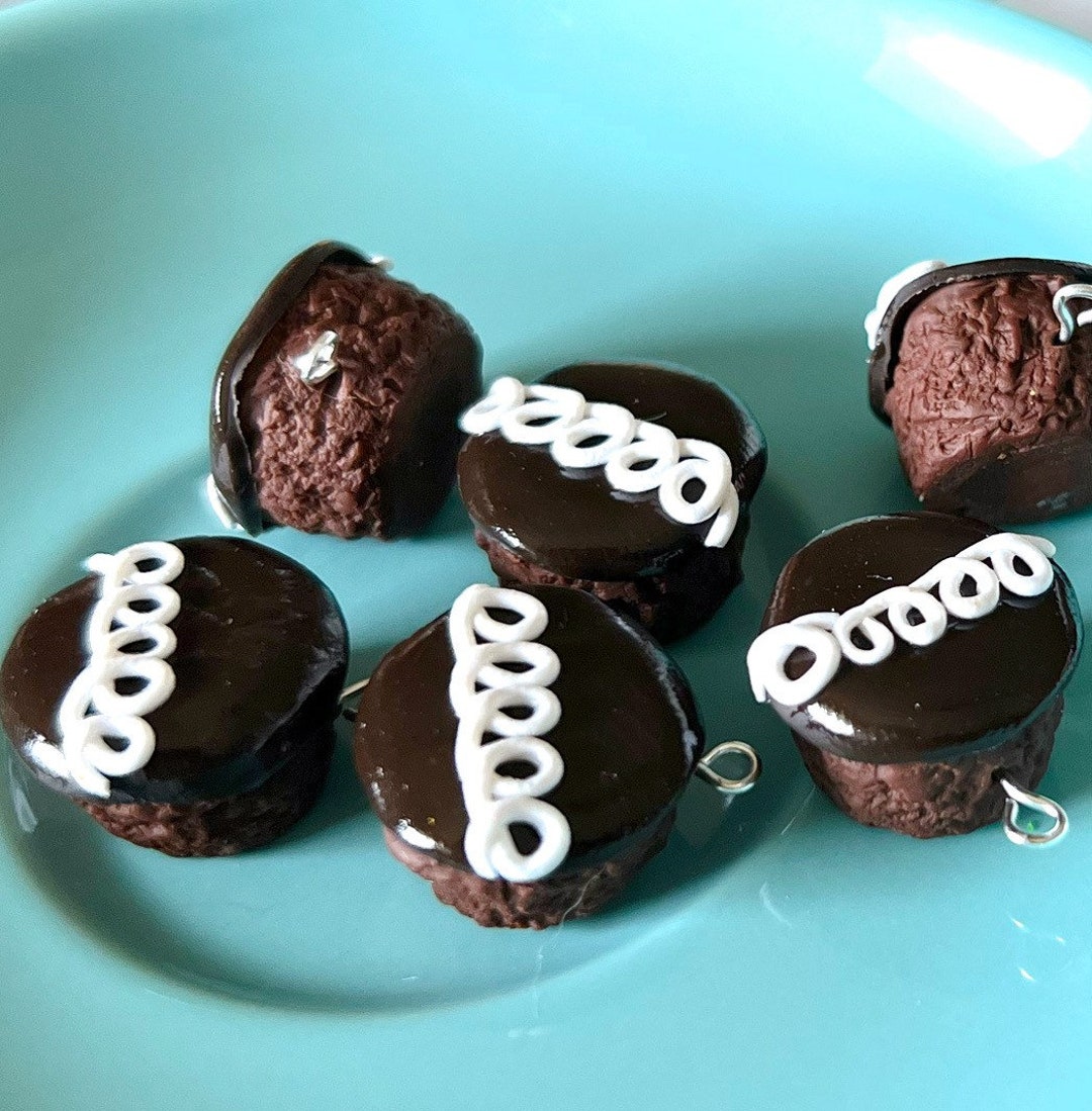 PREORDER Classic Chocolate Lunch Cupcake Knitting Crochet Progress ...