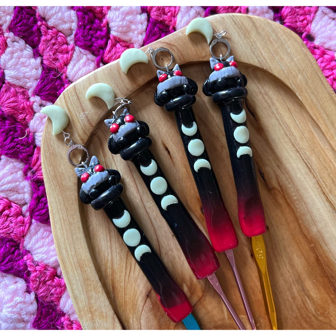 Mothman Cryptid Mythical Creature Moon Phase Gothic Spooky Crochet Hook ...