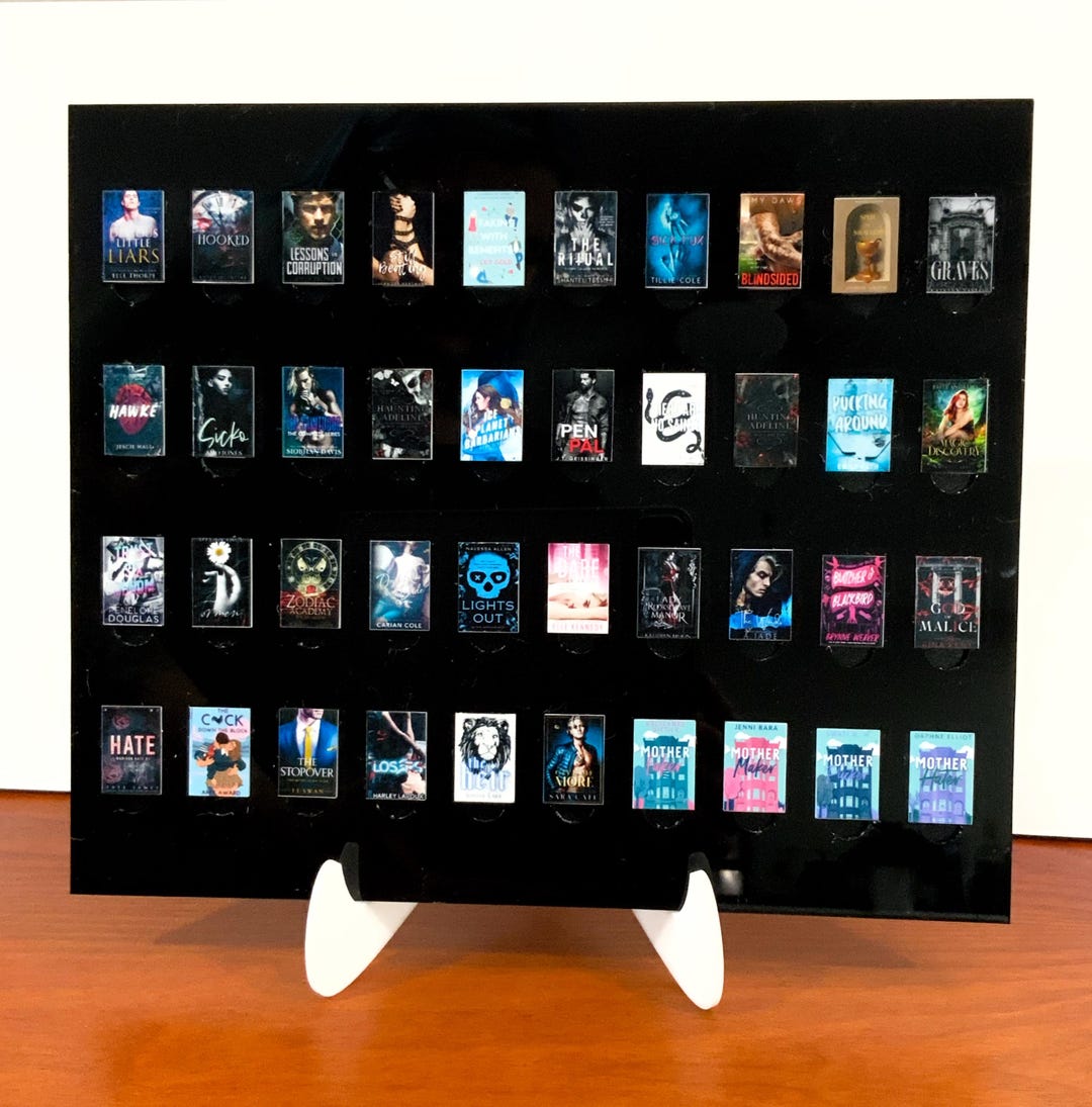 Custom Mini Book Display / Miniature Display for TBR or E-book Reads ...