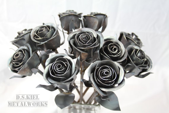 Valentines Day 11th Anniversary Gift 11 Steel Roses Metal Rose Bouquet Steel Anniversary Eleventh Anniversary Gift Etsy UK