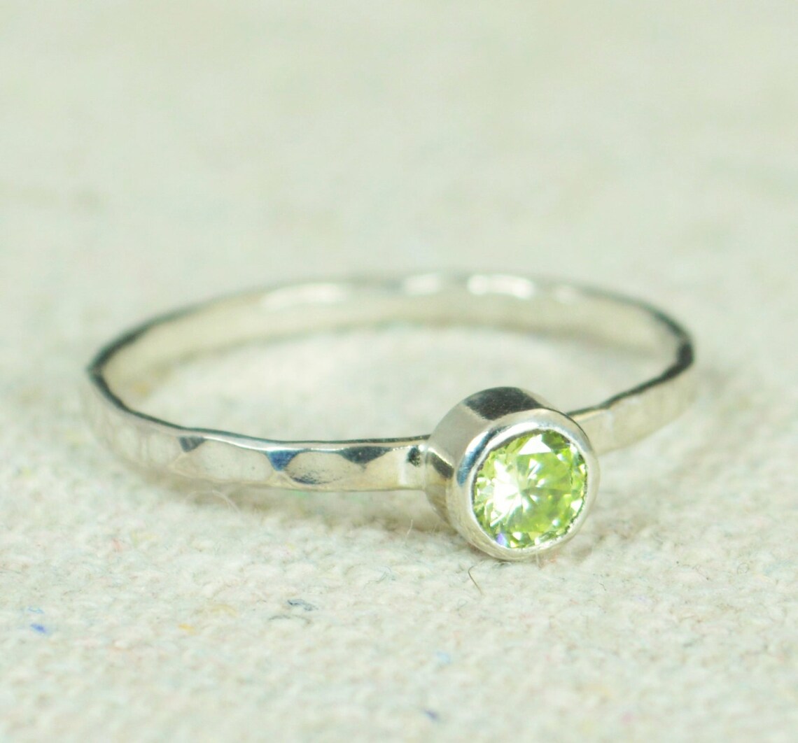 Small Peridot Ring Hammered Silver Stackable Rings - Etsy