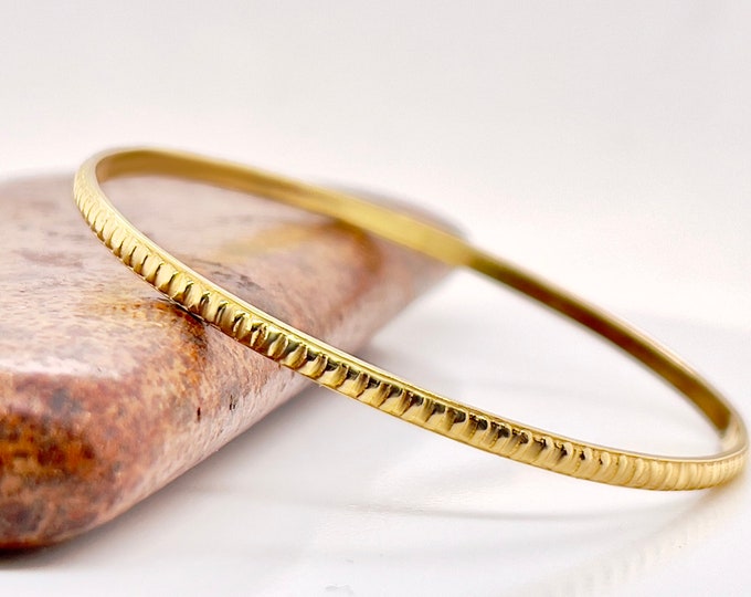 2.5mm Solid Gold Bangle (not Hollow) Coin Edge Pattern - Vintage Design ...