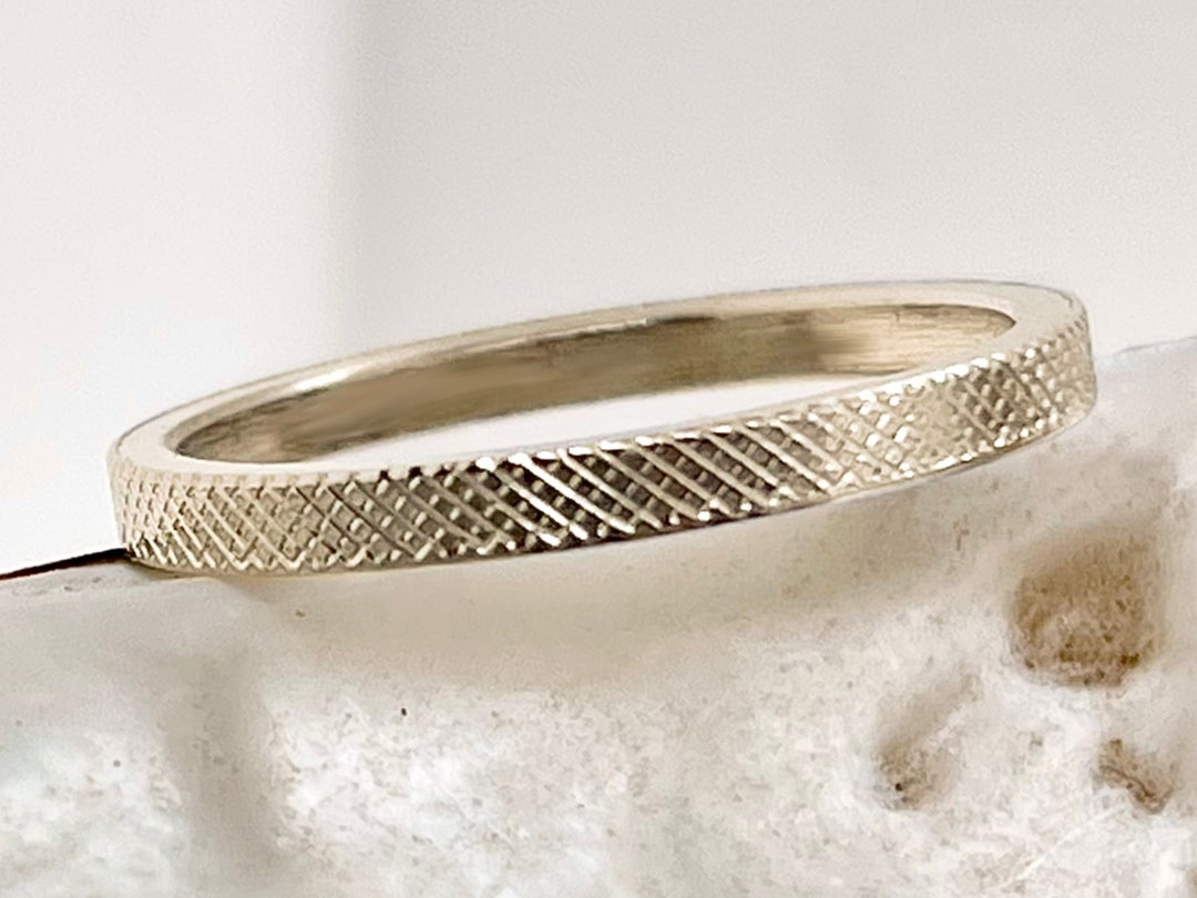 2mm White Gold Ring Florentine Finish 10k, 14k, 18k, Solid Gold, 2mm ...