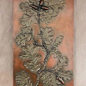 Oak Leaf Panel. Deeply Lobed Oak Leaves and Four Perfect Acorns ...