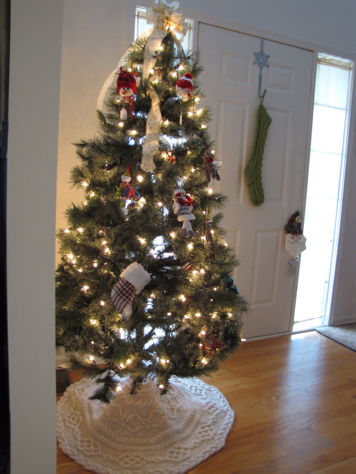 Cable Tree Skirt Knitting Pattern - 2 Sizes - Etsy