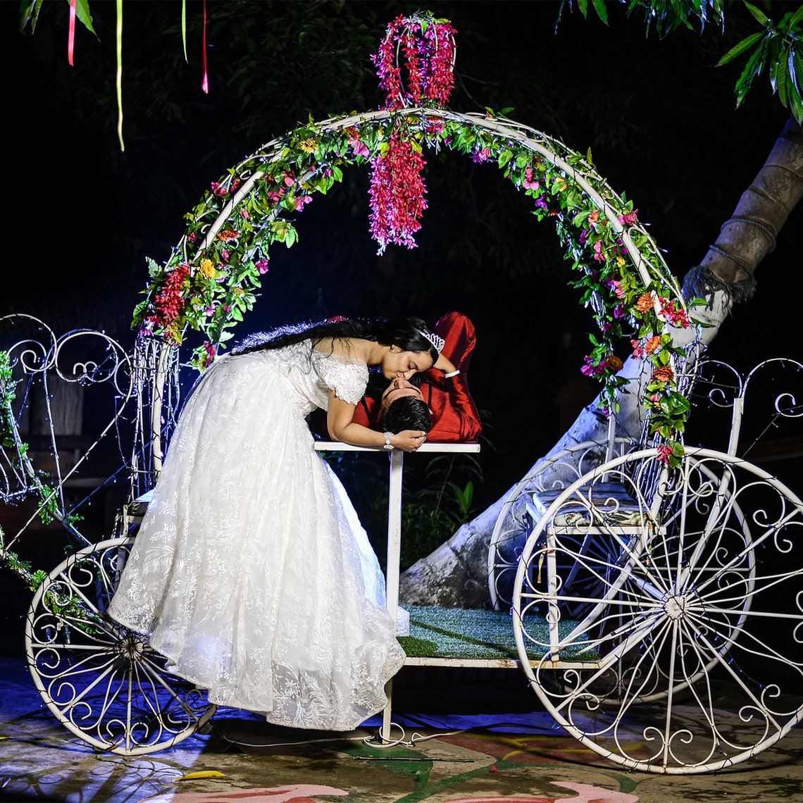 WEDDING MOMENTS on Beautiful Ceramic Tiles - Etsy