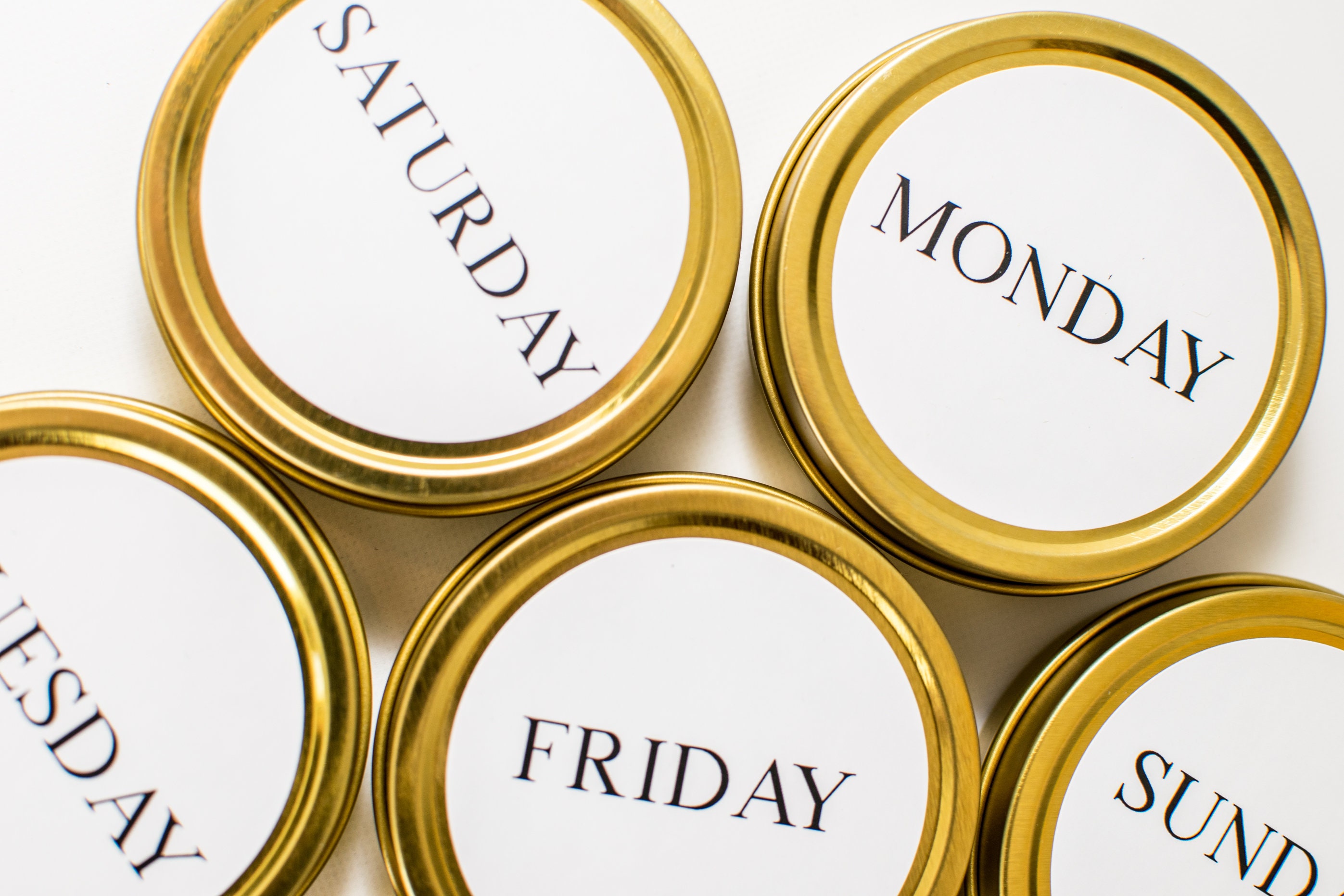 Magnetic Pill Organizer: Weekly Vitamin Storage Tins - 7 Piece Set - Etsy