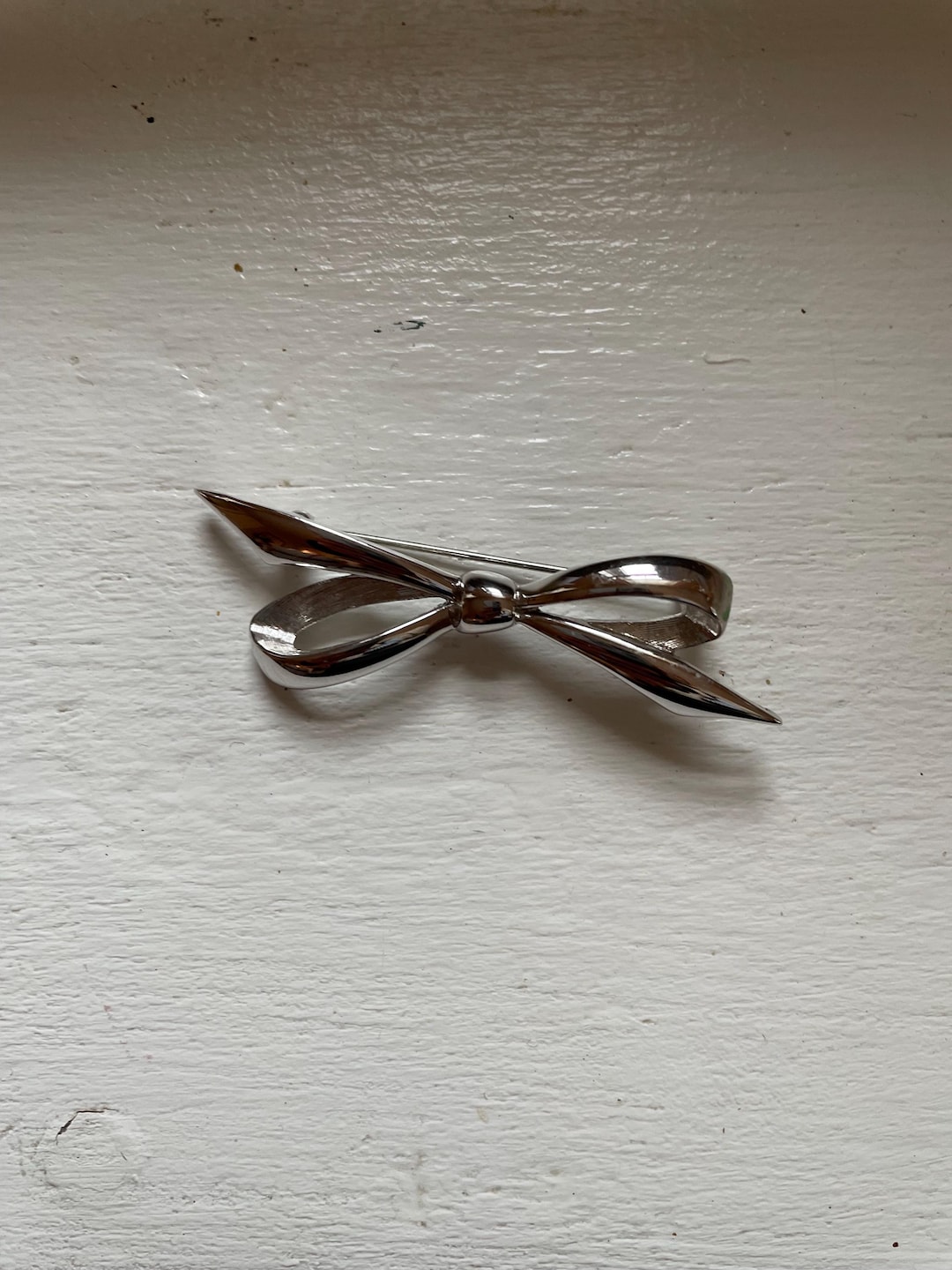 Monet Bow Pin - Etsy