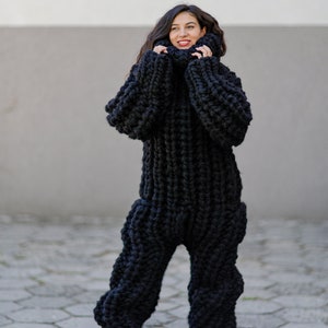 16 Strands Wool Catsuit , 100 % Wool Hand Knitted Woolen Catsuit With ...