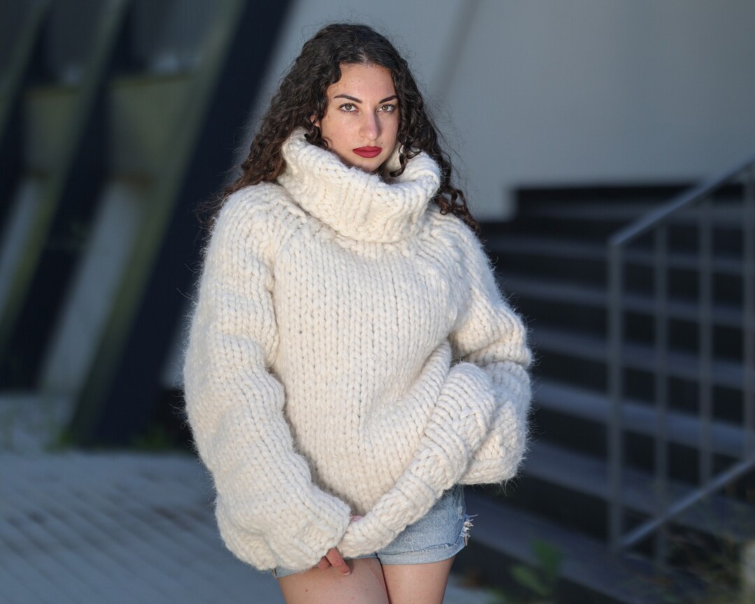 50 Strands Thick Alpaca Sweater, Plain Knit Chunky Sweater, Cosy Winter ...