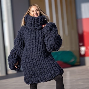 30 Strands of 100 % Soft Wool, Huge Hand Knit Wool Sweater T1304 - Etsy