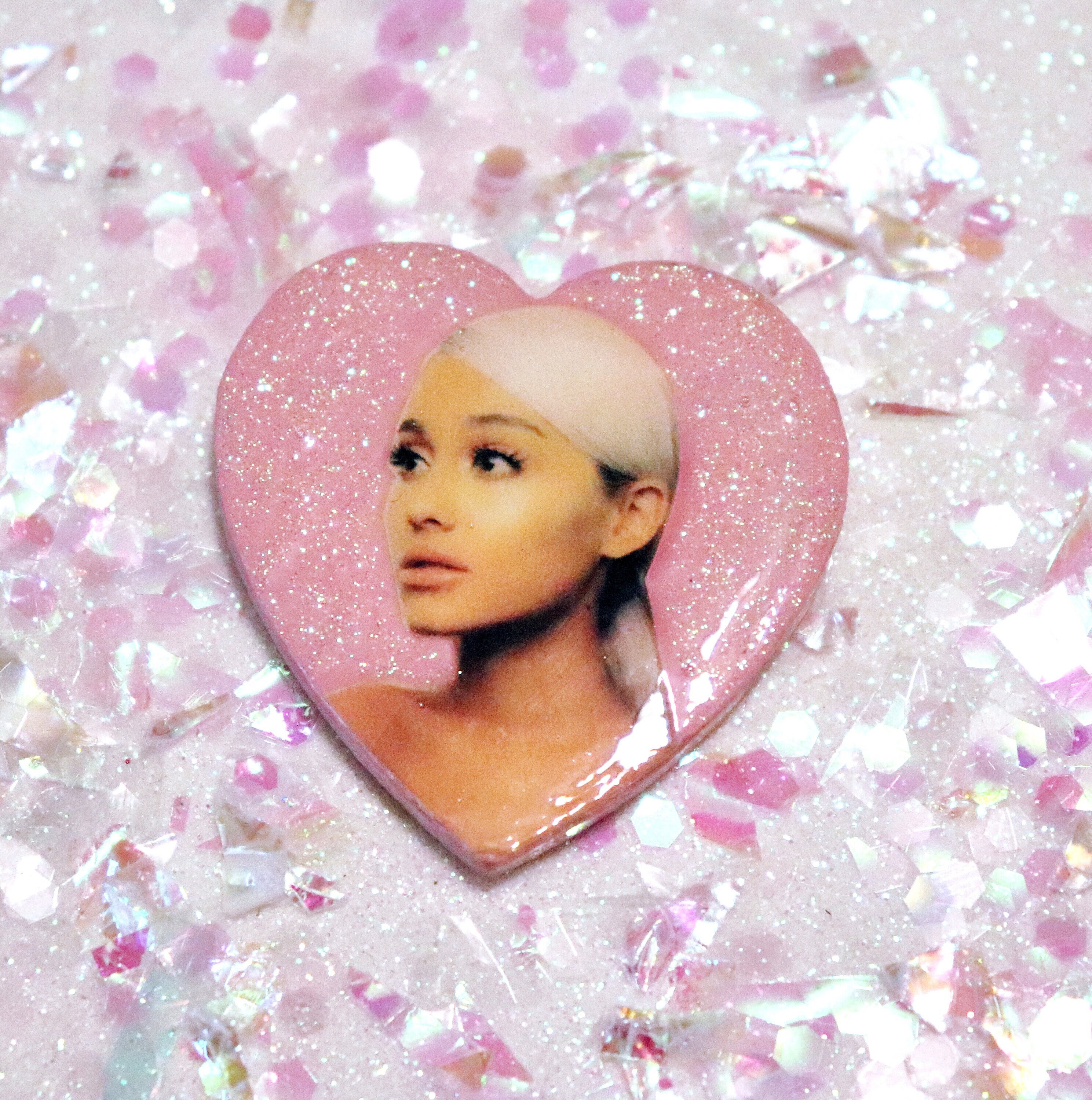 Ariana Grande Cell Phone Pink