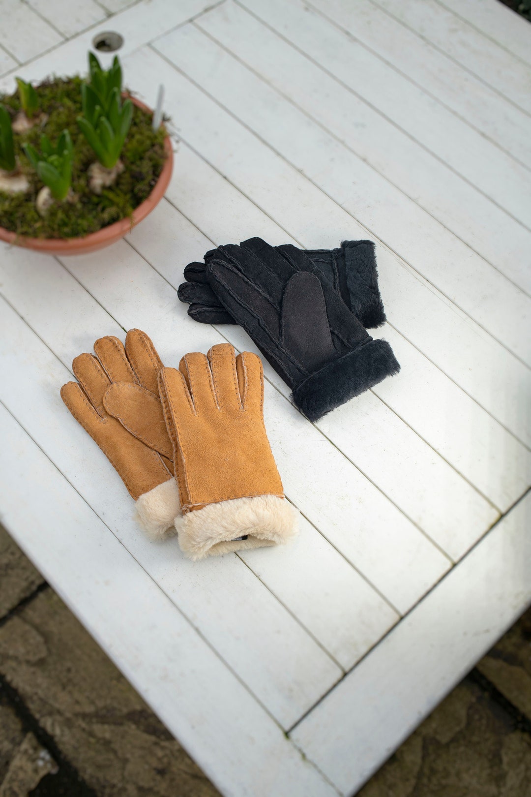 Womens Luxury Genuine Sheepskin Hand Stitched Turn Back Fluffy Gloves ...