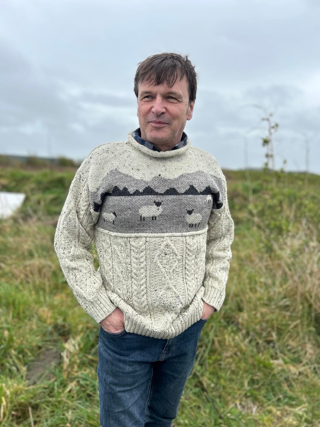 Men's 100% British Wool Sheep Knitted Jumper Fine Knit Unlined Aran ...