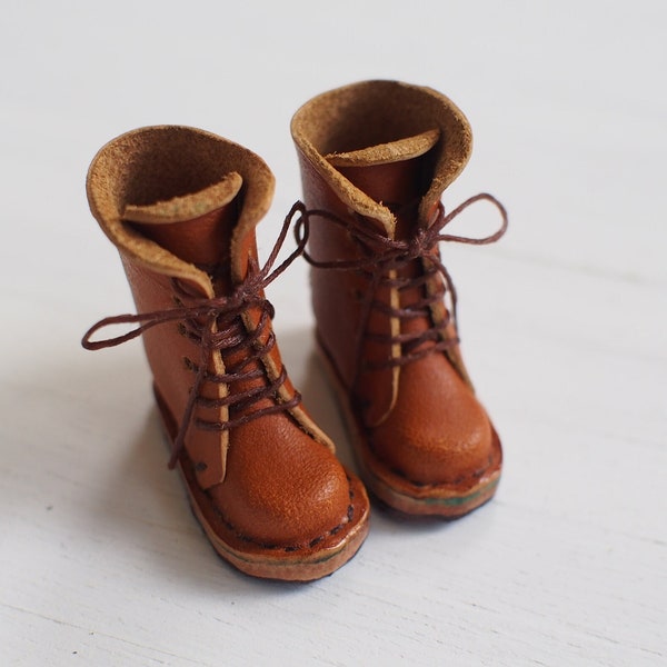 Blythe Boots - Etsy