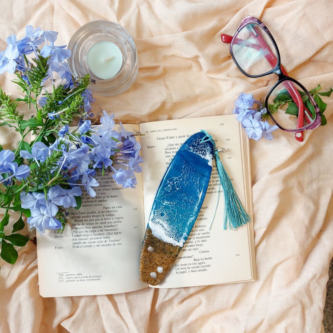Mini Surfboard Bookmark: Handmade Wood & Resin Beach Decor - Etsy
