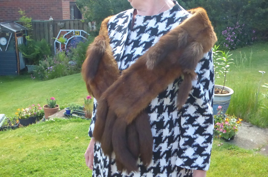 Genuine Fox Fur Stole, Shoulder Wrap Scarf Boa Stole With Tails - Etsy