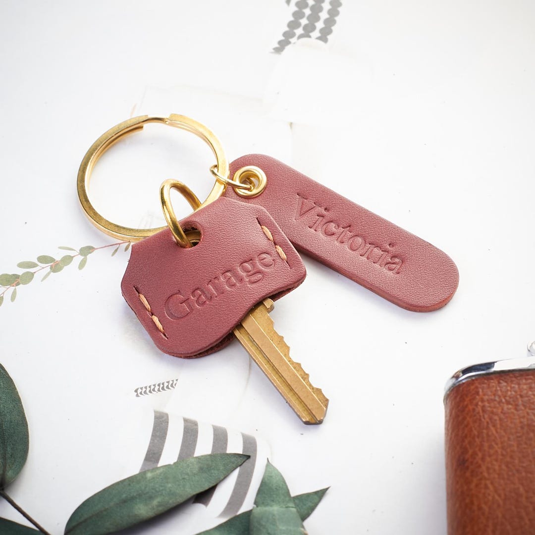 Custom Name Engraved Leather Key Cover : Personalized Key Cap Keyring ...