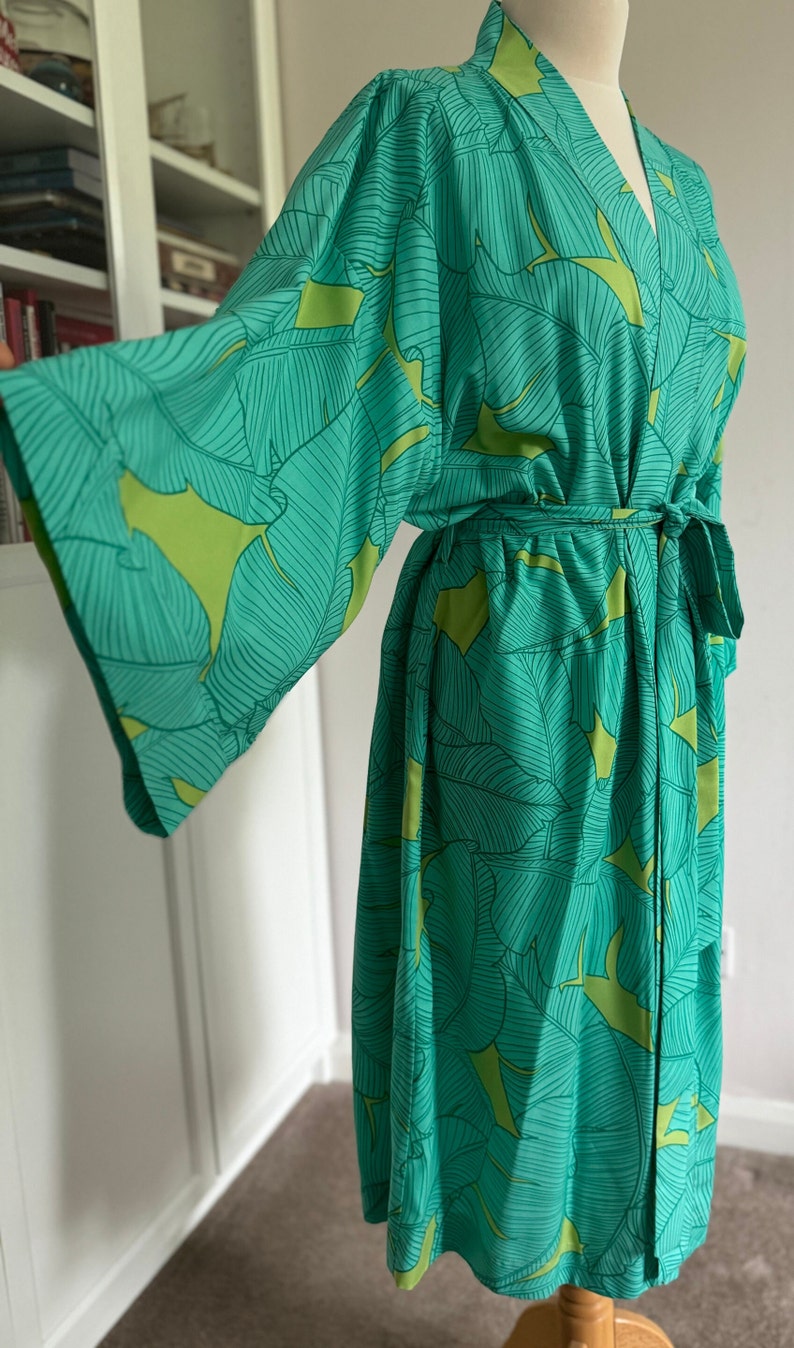 Kimono Robe, Hawaiian Tropical Green Plant Trees Pattern Dressing Gown ...