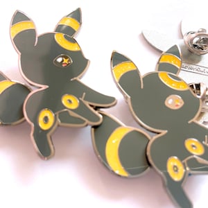 Moving Fidget Toy Umbreon Pin 2 wagging Tail POKEMON - Etsy