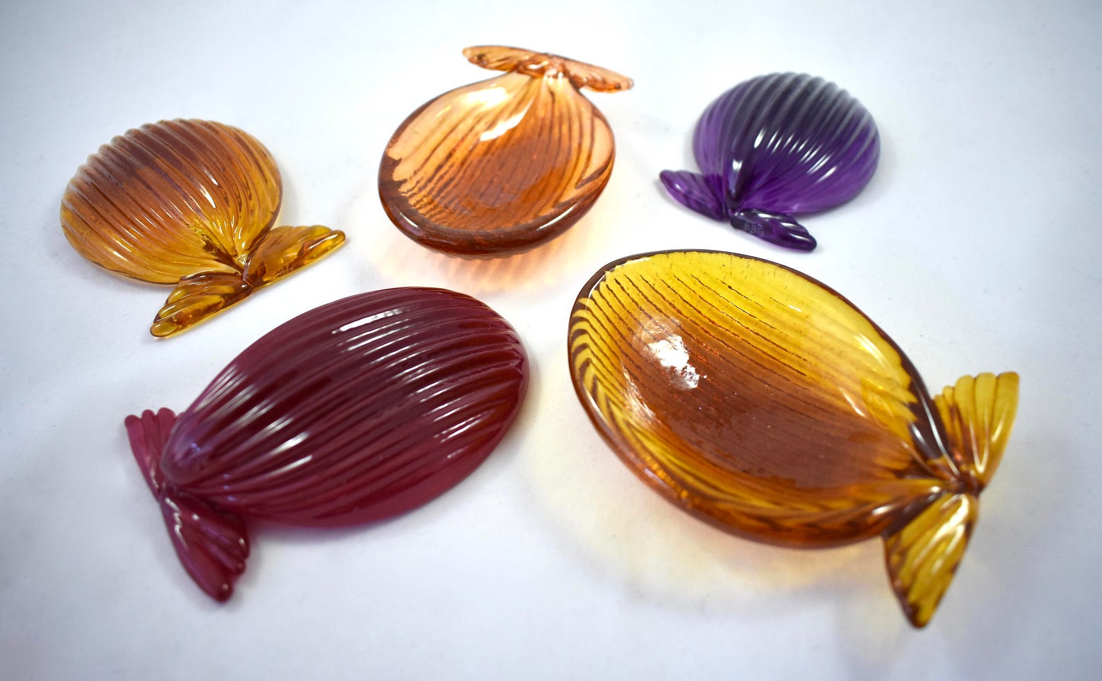 Glass Seashells Hand Sculpted Glass Scallop Shell Beach | Etsy