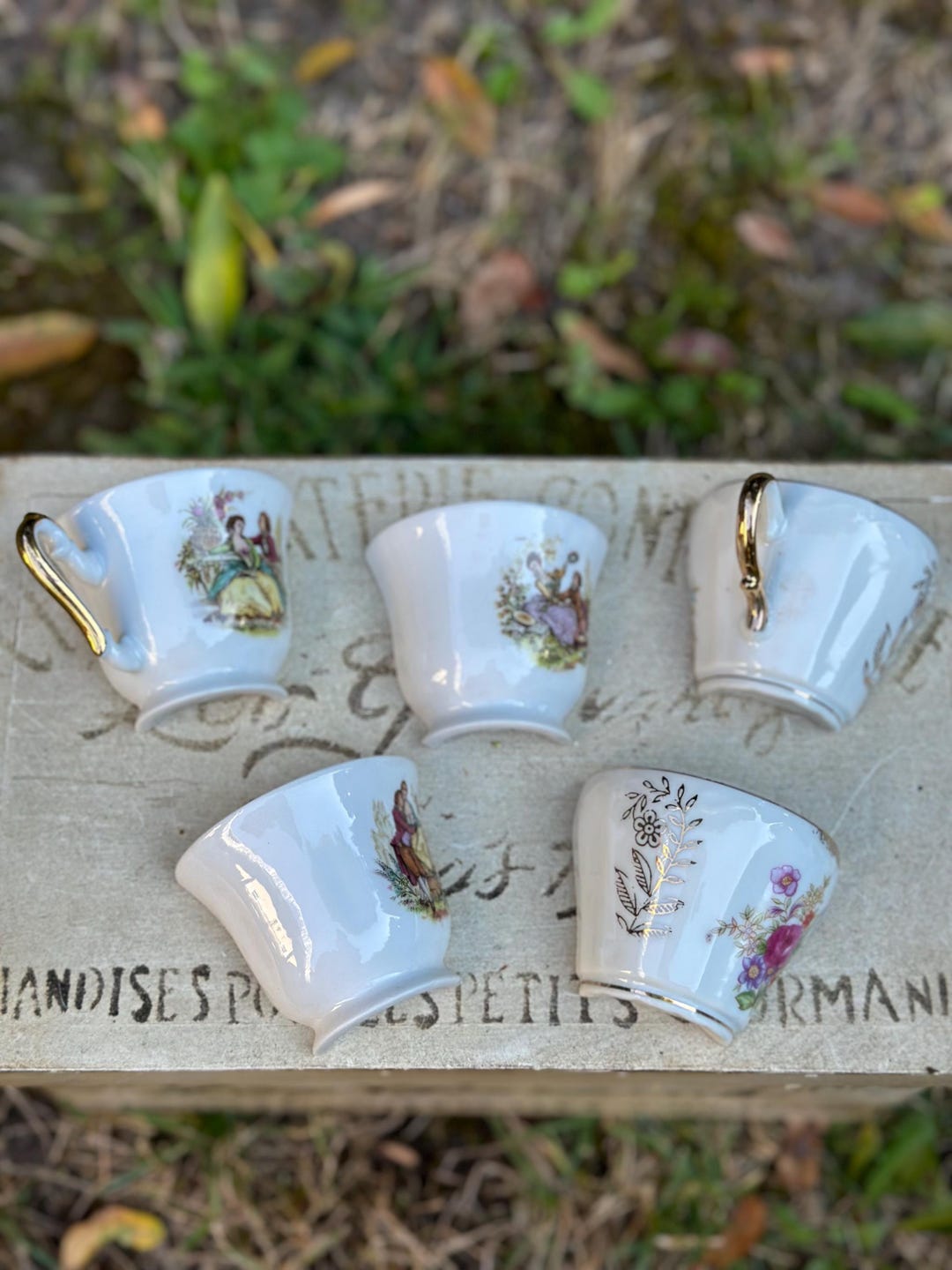 Cut in Half Vintage White and Gold Half Demitasse Tea/coffee Cups With ...